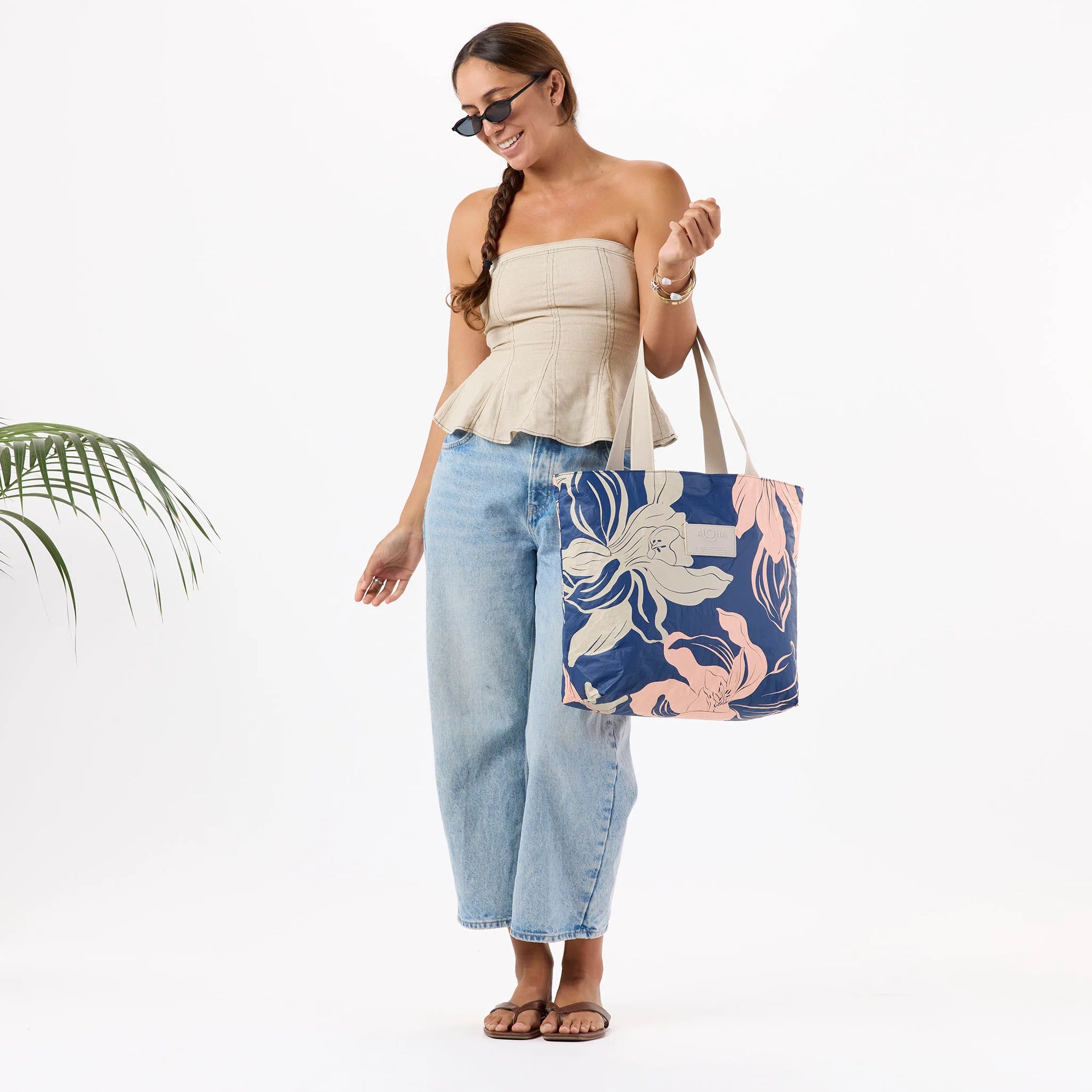 ALOHA COLLECTION Day Tripper Hoaloha Navy – Bubble Lounge Boutique